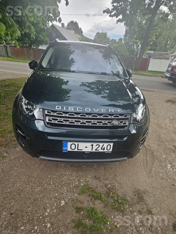 Green Land Rover Land Rover 2016 in Daugavpils, with an engine capacity of 2.00 L and mileage of 235 thousand km for 13300 €, photo 3 on AUTOMOTO.COM.LV