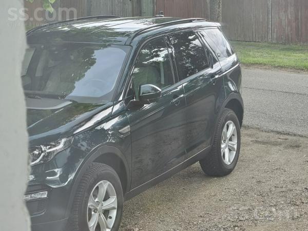Green Land Rover Land Rover 2016 in Daugavpils, with an engine capacity of 2.00 L and mileage of 235 thousand km for 13300 €, photo 4 on AUTOMOTO.COM.LV