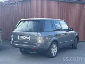 Pelēks Land Rover Land Rover 2009 Rīga, ar dzinēja tilpumu 3.60 L un nobraukumu 340 tūkst. km par 4900 €, foto 4 vietnē AUTOMOTO.COM.LV