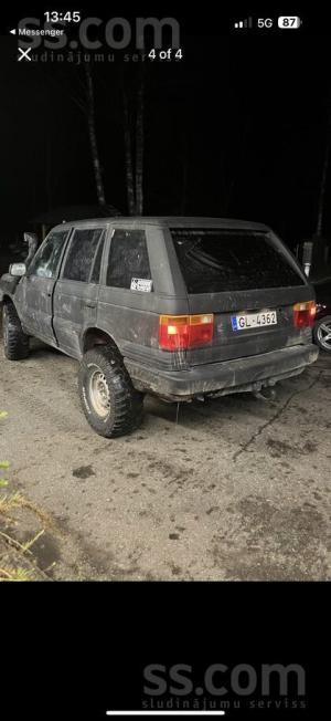 Black Land Rover Range Rover 1998 in Riga, with an engine capacity of 4.60 L and mileage of 297 thousand km for 4800 €, photo 3 on AUTOMOTO.COM.LV