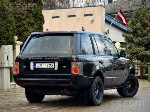 Black Land Rover Range Rover 2002 in Riga, with an engine capacity of 3.00 L and mileage of 318 thousand km for 4400 €, photo 6 on AUTOMOTO.COM.LV