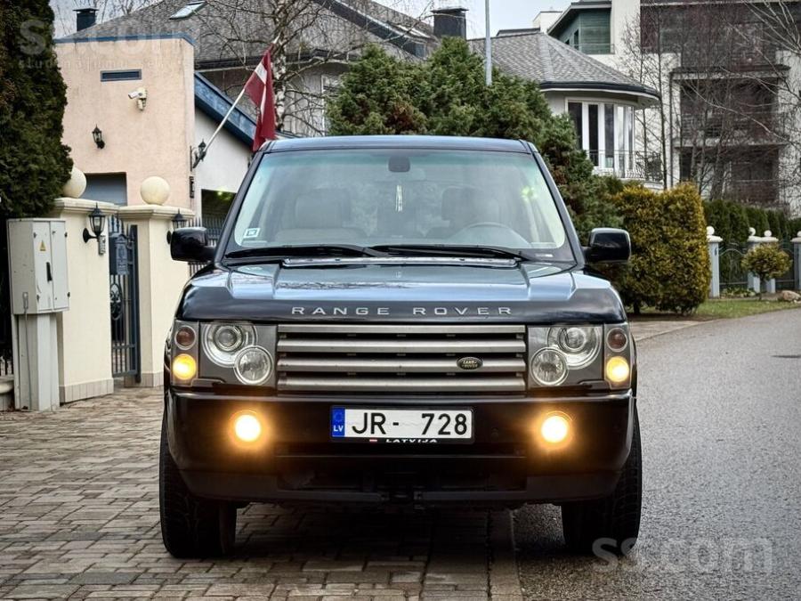 Melns Land Rover Range Rover 2002 Rīga, ar dzinēja tilpumu 3.00 L un nobraukumu 318 tūkst. km par 3800 €, foto 4 vietnē AUTOMOTO.COM.LV