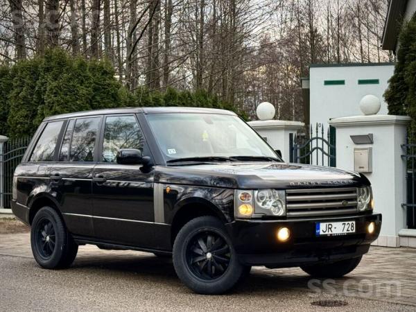 Black Land Rover Range Rover 2002 in Riga, with an engine capacity of 3.00 L and mileage of 318 thousand km for 3800 €, photo 4 on AUTOMOTO.COM.LV