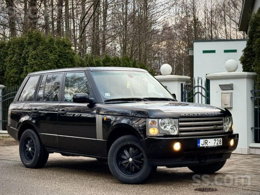 Melns Land Rover Range Rover 2002 Rīga, ar dzinēja tilpumu 3.00 L un nobraukumu 318 tūkst. km par 3800 €, foto 5 vietnē AUTOMOTO.COM.LV