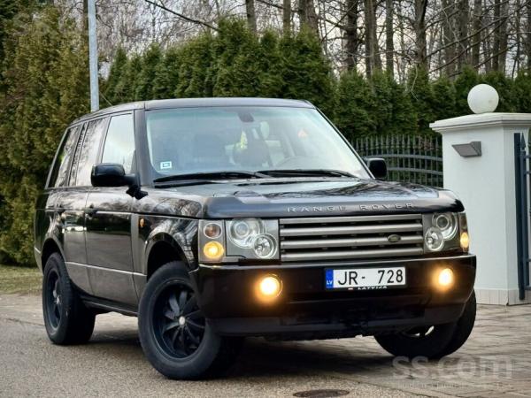 Black Land Rover Range Rover 2002 in Riga, with an engine capacity of 3.00 L and mileage of 318 thousand km for 3800 €, photo 5 on AUTOMOTO.COM.LV