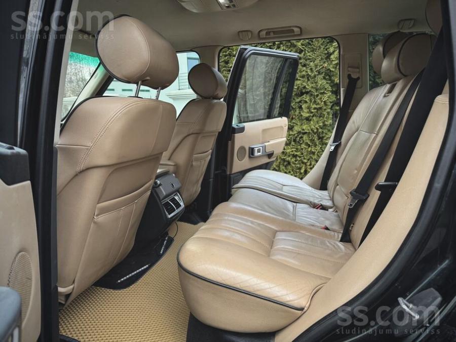 Melns Land Rover Range Rover 2002 Rīga, ar dzinēja tilpumu 3.00 L un nobraukumu 318 tūkst. km par 3800 €, foto 15 vietnē AUTOMOTO.COM.LV