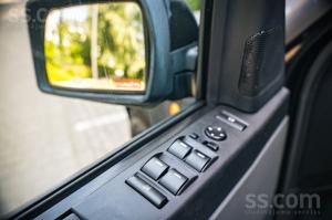 Melns Land Rover Range Rover 2002 Rīga, ar dzinēja tilpumu 4.40 L un nobraukumu 188 tūkst. km par 3990 €, foto 18 vietnē AUTOMOTO.COM.LV