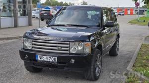 Melns Land Rover Range Rover 2002 Rīga, ar dzinēja tilpumu 3.00 L un nobraukumu 390 tūkst. km par 4700 €, foto  vietnē AUTOMOTO.COM.LV