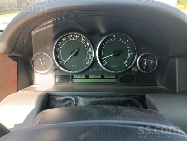 Melns Land Rover Range Rover 2003 Gulbene, ar dzinēja tilpumu 3.00 L un nobraukumu 450 tūkst. km par 3500 €, foto 9 vietnē AUTOMOTO.COM.LV