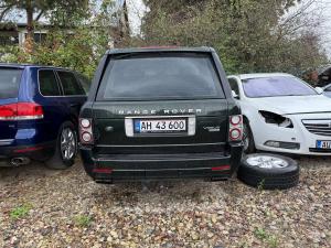 Black Land Rover Range Rover 2004 in Utena, with an engine capacity of 2.93 L and mileage of 280 thousand km for 2990 €, photo 5 on AUTOMOTO.COM.LV