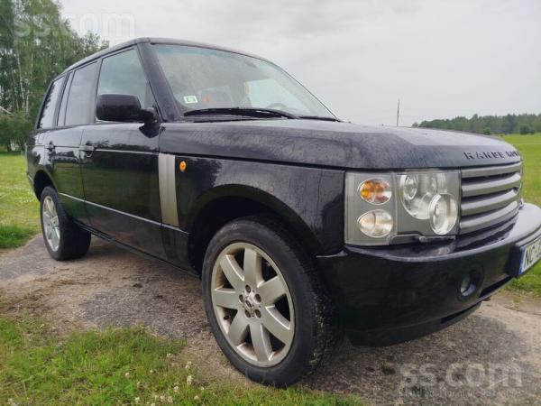 Black Land Rover Range Rover 2005 in Riga, with an engine capacity of 4.40 L and mileage of 402 thousand km for 3200 €, photo 4 on AUTOMOTO.COM.LV
