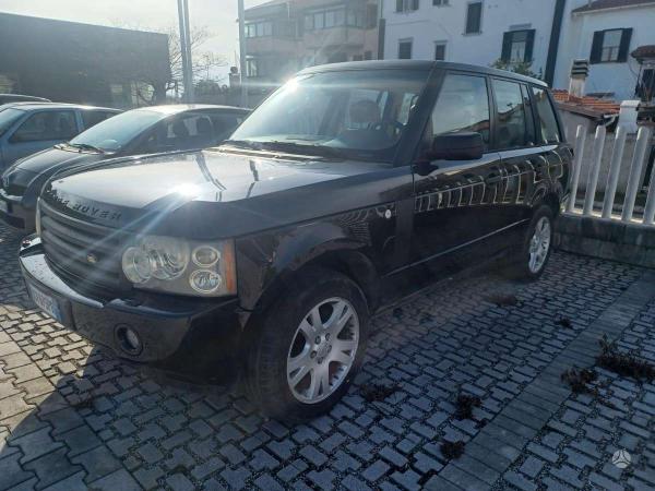 Black Land Rover Range Rover 2005 in Pasvalys, with an engine capacity of 3.00 L and mileage of 290 thousand km for 4500 €, photo 3 on AUTOMOTO.COM.LV