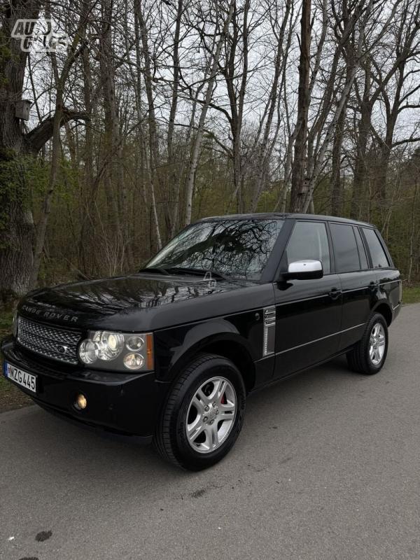 Melns Land Rover Range Rover 2005 Viļņa, ar dzinēja tilpumu 2.90 L un nobraukumu 370 tūkst. km par 4500 €, foto 2 vietnē AUTOMOTO.COM.LV
