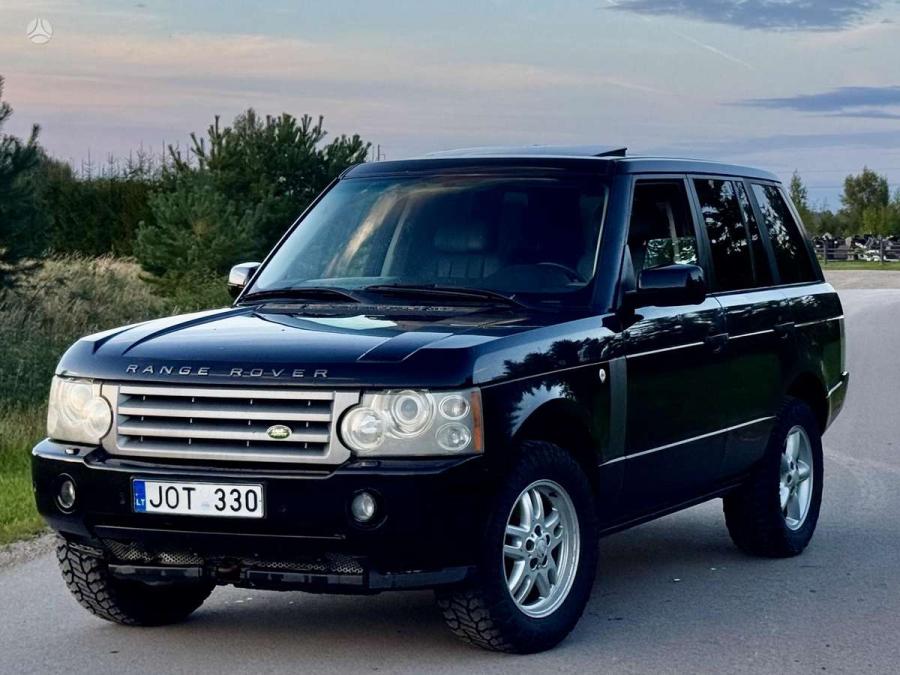 Black Land Rover Range Rover 2005 in Radviliskis, with an engine capacity of 3.00 L and mileage of 360 thousand km for 2100 €, photo 3 on AUTOMOTO.COM.LV