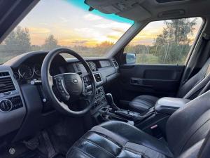 Black Land Rover Range Rover 2005 in Radviliskis, with an engine capacity of 3.00 L and mileage of 360 thousand km for 2100 €, photo 11 on AUTOMOTO.COM.LV