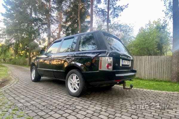 Black Land Rover Range Rover 2006 in Tallinn, with an engine capacity of 2.90 L and mileage of 358 thousand km for 7300 €, photo 7 on AUTOMOTO.COM.LV