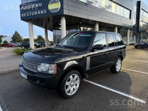 Melns Land Rover Range Rover 2006 Rīga, ar dzinēja tilpumu 3.00 L un nobraukumu 470 tūkst. km par 6500 €, foto 7 vietnē AUTOMOTO.COM.LV