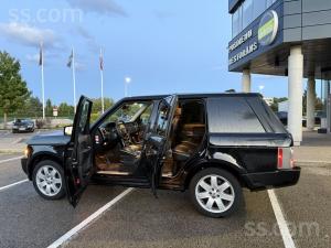 Melns Land Rover Range Rover 2006 Rīga, ar dzinēja tilpumu 3.00 L un nobraukumu 470 tūkst. km par 6500 €, foto 8 vietnē AUTOMOTO.COM.LV
