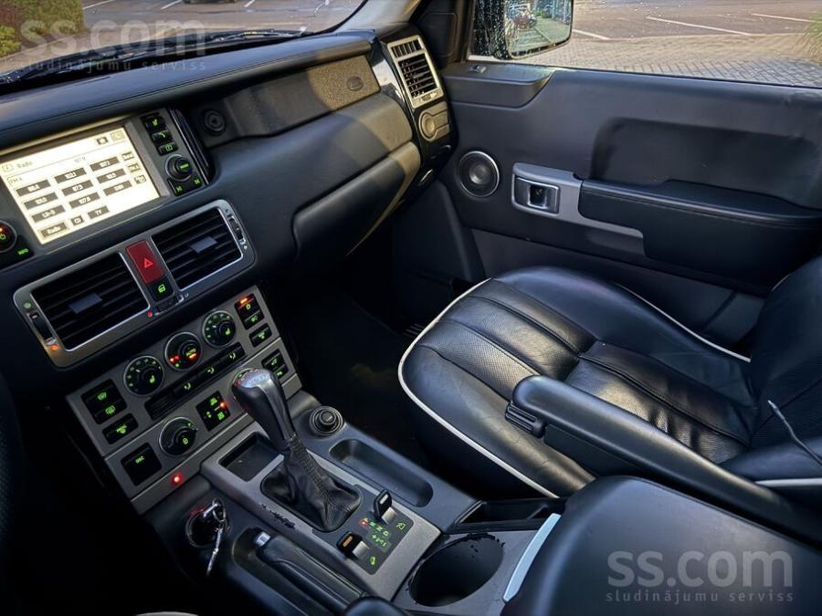 Melns Land Rover Range Rover 2006 Rīga, ar dzinēja tilpumu 3.00 L un nobraukumu 470 tūkst. km par 6500 €, foto 12 vietnē AUTOMOTO.COM.LV