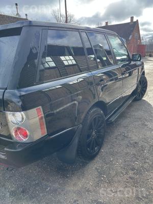 Melns Land Rover Range Rover 2007 Rīga, ar dzinēja tilpumu 3.60 L un nobraukumu 286 tūkst. km par 6200 €, foto 4 vietnē AUTOMOTO.COM.LV