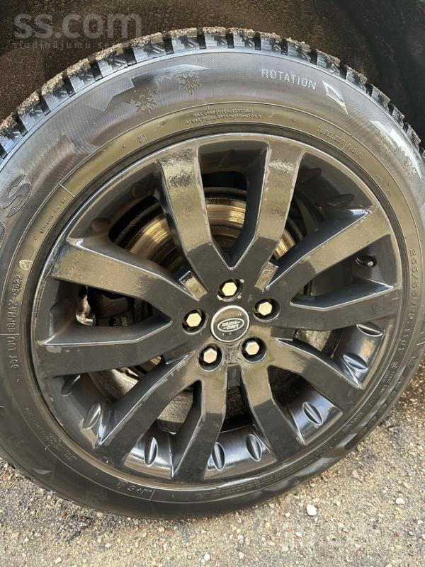 Melns Land Rover Range Rover 2007 Rīga, ar dzinēja tilpumu 3.60 L un nobraukumu 286 tūkst. km par 6200 €, foto 4 vietnē AUTOMOTO.COM.LV