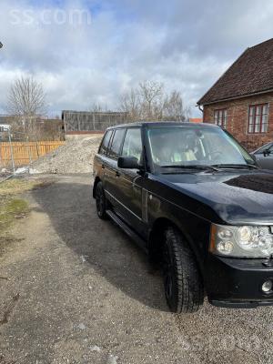 Melns Land Rover Range Rover 2007 Rīga, ar dzinēja tilpumu 3.60 L un nobraukumu 286 tūkst. km par 6200 €, foto 6 vietnē AUTOMOTO.COM.LV