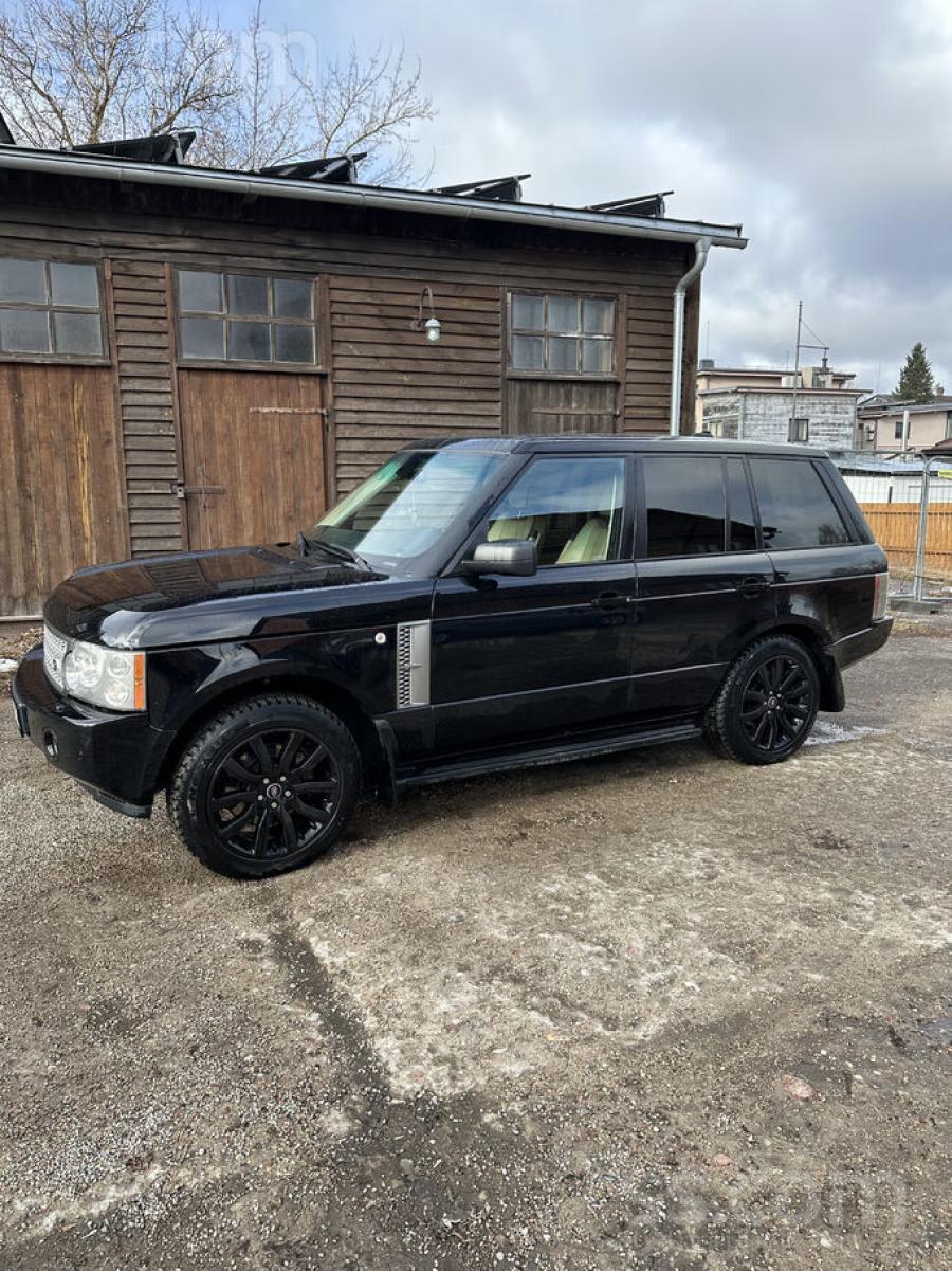 Melns Land Rover Range Rover 2007 Rīga, ar dzinēja tilpumu 3.60 L un nobraukumu 286 tūkst. km par 6200 €, foto 12 vietnē AUTOMOTO.COM.LV