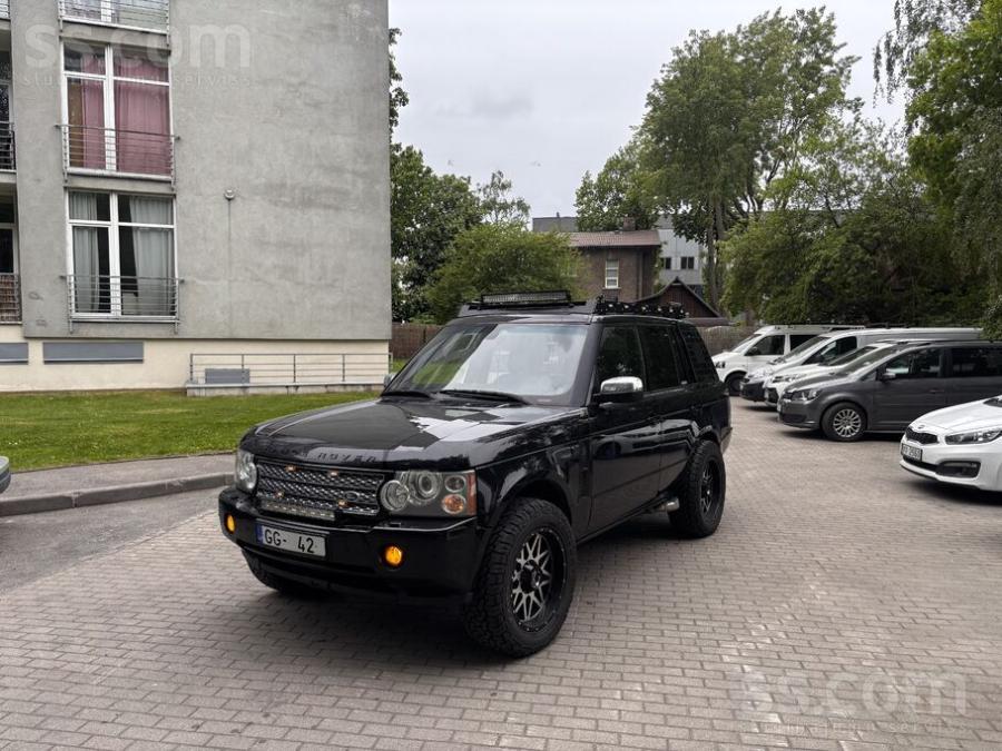 Melns Land Rover Range Rover 2007 Rīga, ar dzinēja tilpumu 3.60 L un nobraukumu 300 tūkst. km par 9799 €, foto 1 vietnē AUTOMOTO.COM.LV