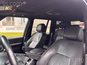 Melns Land Rover Range Rover 2007 Rīga, ar dzinēja tilpumu 3.60 L un nobraukumu 300 tūkst. km par 9799 €, foto 12 vietnē AUTOMOTO.COM.LV