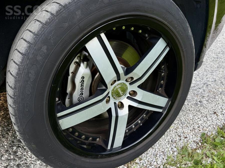Melns Land Rover Range Rover 2007 Rīga, ar dzinēja tilpumu 4.20 L un nobraukumu 334 tūkst. km par 4500 €, foto 10 vietnē AUTOMOTO.COM.LV