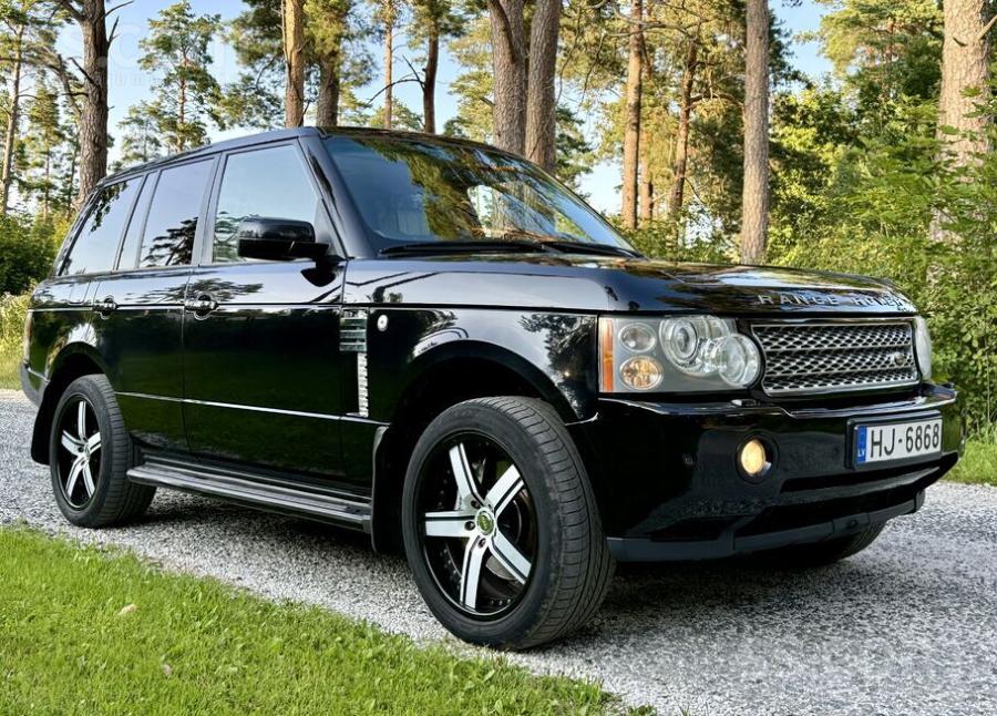 Black Land Rover Range Rover 2007 in Riga, with an engine capacity of 4.20 L and mileage of 334 thousand km for 4500 €, photo 3 on AUTOMOTO.COM.LV