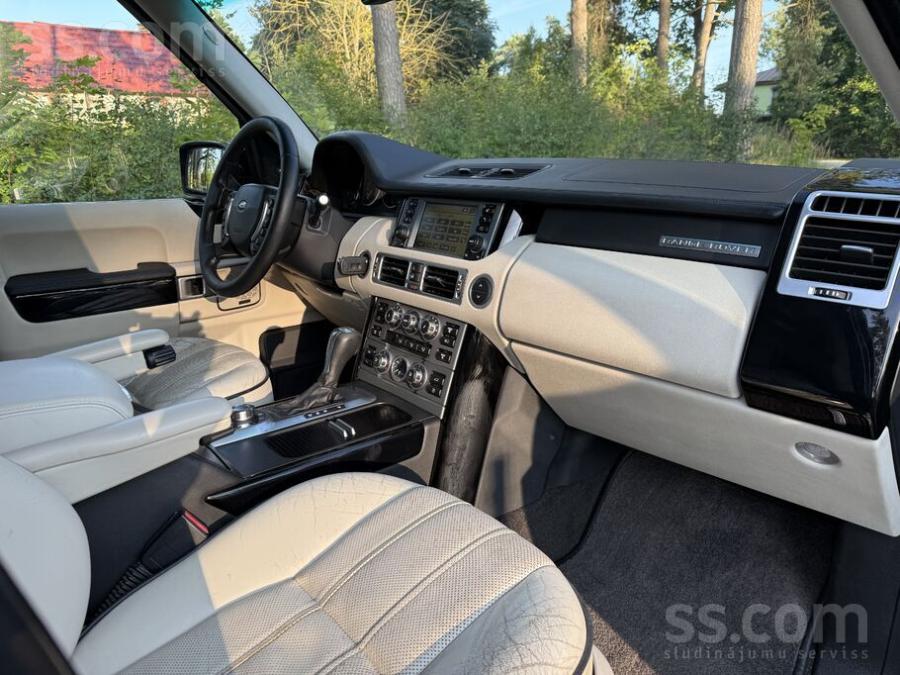 Black Land Rover Range Rover 2007 in Riga, with an engine capacity of 4.20 L and mileage of 334 thousand km for 4500 €, photo 18 on AUTOMOTO.COM.LV