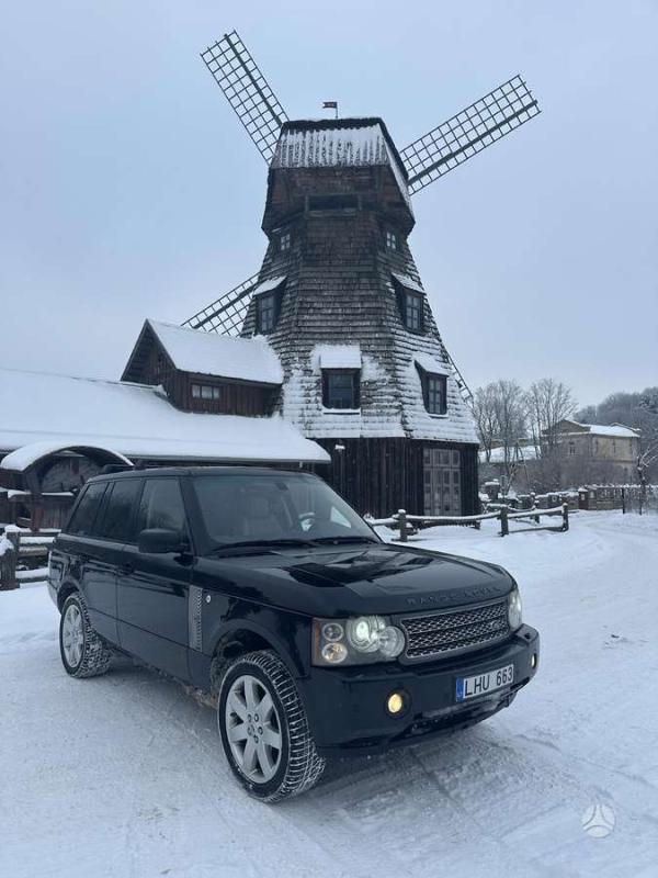 Black Land Rover Range Rover 2008 in Vilnius, with an engine capacity of 3.63 L and mileage of 304 thousand km for 6000 €, photo 1 on AUTOMOTO.COM.LV