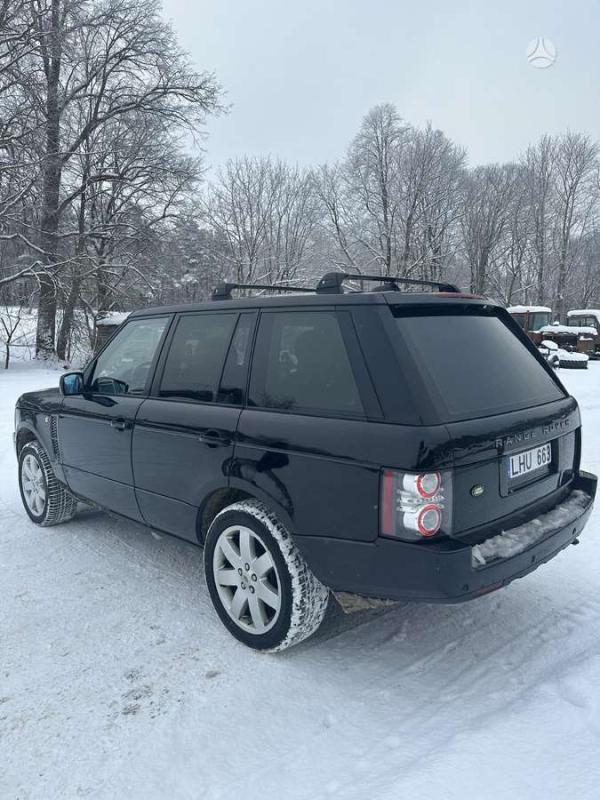 Black Land Rover Range Rover 2008 in Vilnius, with an engine capacity of 3.63 L and mileage of 304 thousand km for 6000 €, photo 3 on AUTOMOTO.COM.LV