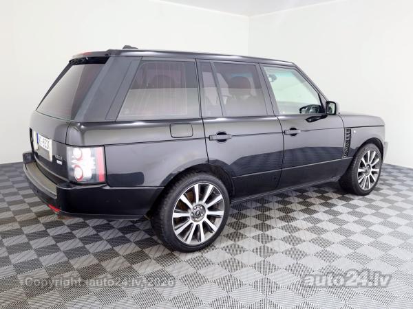 Melns Land Rover Range Rover 2008 Tallina, ar dzinēja tilpumu 3.70 L un nobraukumu 411 tūkst. km par 3999 €, foto 3 vietnē AUTOMOTO.COM.LV