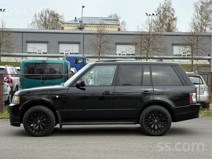 Melns Land Rover Range Rover 2008 Rīga, ar dzinēja tilpumu 3.60 L un nobraukumu 0 tūkst. km par 5990 €, foto 13 vietnē AUTOMOTO.COM.LV