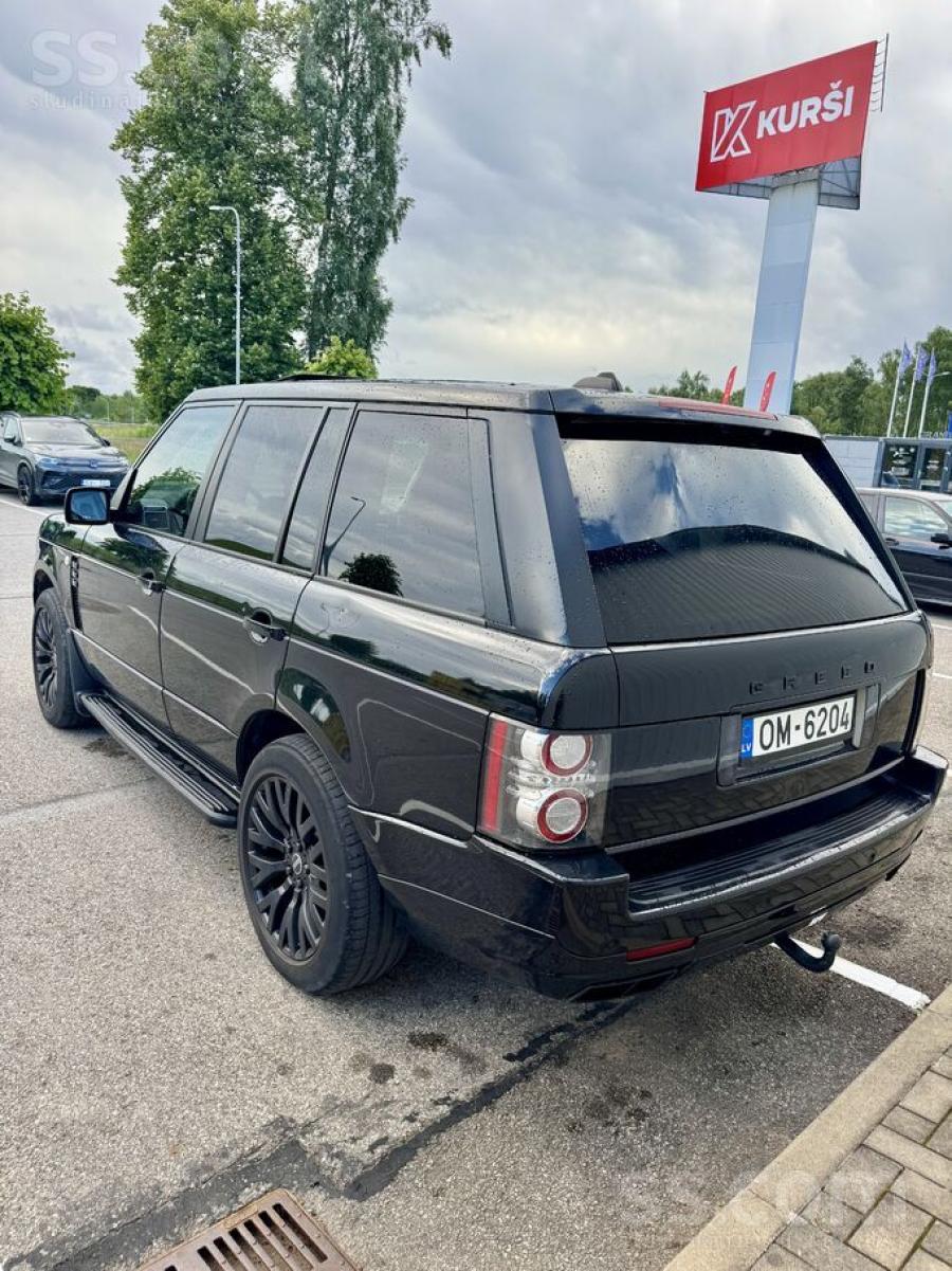 Melns Land Rover Range Rover 2008 Rīga, ar dzinēja tilpumu 3.60 L un nobraukumu 388 tūkst. km par 8900 €, foto 5 vietnē AUTOMOTO.COM.LV