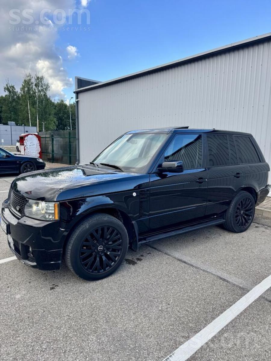 Melns Land Rover Range Rover 2008 Rīga, ar dzinēja tilpumu 3.60 L un nobraukumu 388 tūkst. km par 8900 €, foto 7 vietnē AUTOMOTO.COM.LV