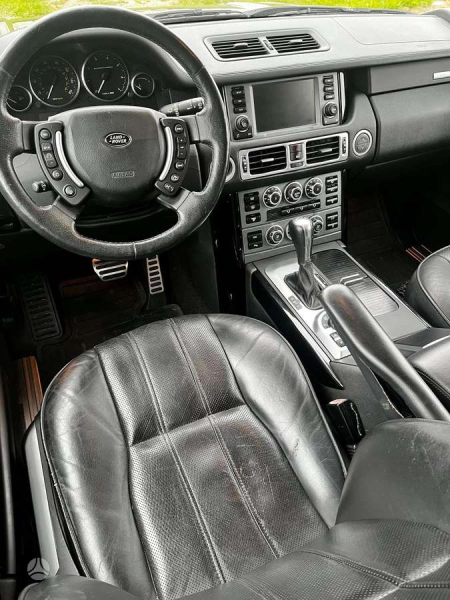 Melns Land Rover Range Rover 2008 Kėdainiai, ar dzinēja tilpumu 4.20 L un nobraukumu 278 tūkst. km par 8200 €, foto 18 vietnē AUTOMOTO.COM.LV