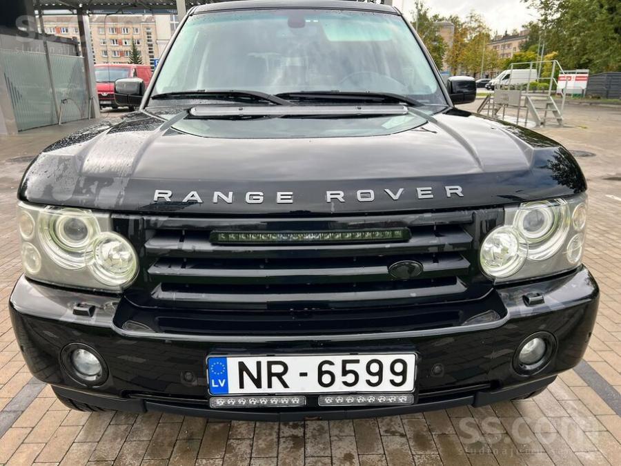 Melns Land Rover Range Rover 2008 Rēzekne, ar dzinēja tilpumu 3.60 L un nobraukumu 500 tūkst. km par 5900 €, foto 3 vietnē AUTOMOTO.COM.LV
