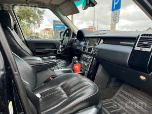 Melns Land Rover Range Rover 2008 Rēzekne, ar dzinēja tilpumu 3.60 L un nobraukumu 500 tūkst. km par 5900 €, foto 9 vietnē AUTOMOTO.COM.LV