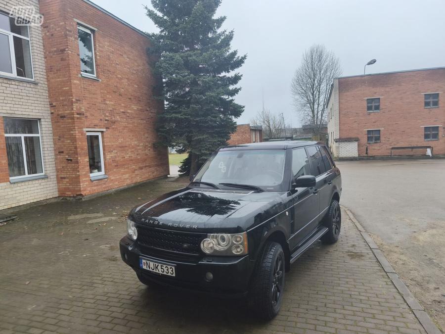Black Land Rover Range Rover 2009 in Vilnius, with an engine capacity of 3.60 L and mileage of 236 thousand km for 8700 €, photo 1 on AUTOMOTO.COM.LV