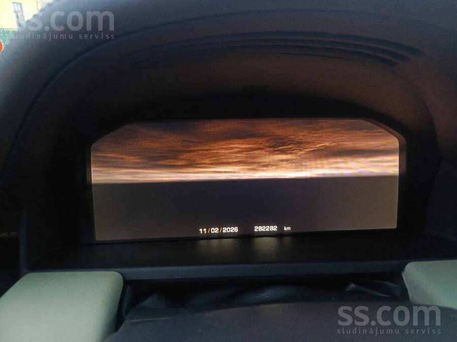 Melns Land Rover Range Rover 2009 Rīga, ar dzinēja tilpumu 3.60 L un nobraukumu 282 tūkst. km par 12500 €, foto 9 vietnē AUTOMOTO.COM.LV