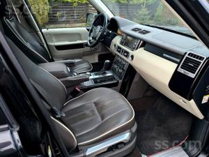 Melns Land Rover Range Rover 2009 Rīga, ar dzinēja tilpumu 3.60 L un nobraukumu 282 tūkst. km par 12500 €, foto 10 vietnē AUTOMOTO.COM.LV