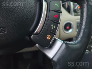 Melns Land Rover Range Rover 2009 Rīga, ar dzinēja tilpumu 3.60 L un nobraukumu 282 tūkst. km par 12500 €, foto 12 vietnē AUTOMOTO.COM.LV