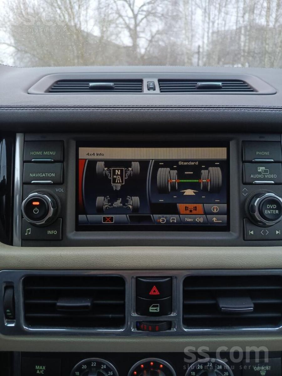 Melns Land Rover Range Rover 2009 Rīga, ar dzinēja tilpumu 3.60 L un nobraukumu 282 tūkst. km par 12500 €, foto 15 vietnē AUTOMOTO.COM.LV