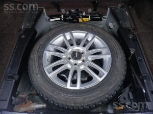 Melns Land Rover Range Rover 2009 Rīga, ar dzinēja tilpumu 3.60 L un nobraukumu 282 tūkst. km par 12500 €, foto 22 vietnē AUTOMOTO.COM.LV