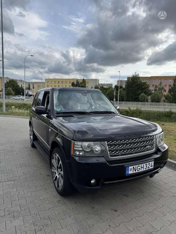 Black Land Rover Range Rover 2009 in Kaunas, with an engine capacity of 3.63 L and mileage of 355 thousand km for 8700 €, photo 1 on AUTOMOTO.COM.LV