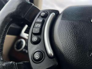 Melns Land Rover Range Rover 2009 Viļņa, ar dzinēja tilpumu 3.63 L un nobraukumu 270 tūkst. km par 5450 €, foto 30 vietnē AUTOMOTO.COM.LV
