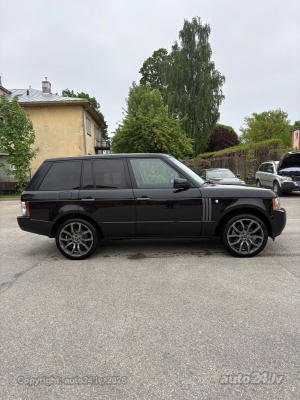 Melns Land Rover Range Rover 2010 Tartu, ar dzinēja tilpumu 3.60 L un nobraukumu 318 tūkst. km par 11599 €, foto 5 vietnē AUTOMOTO.COM.LV